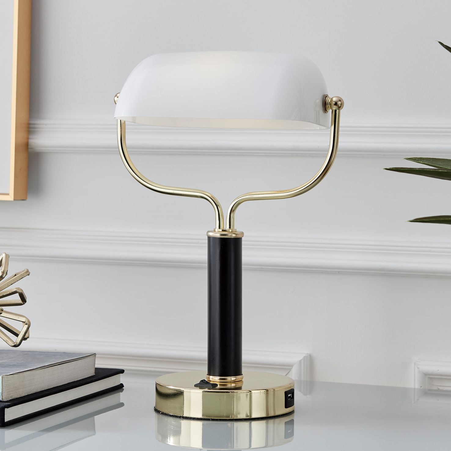 Banker Desk Lamps