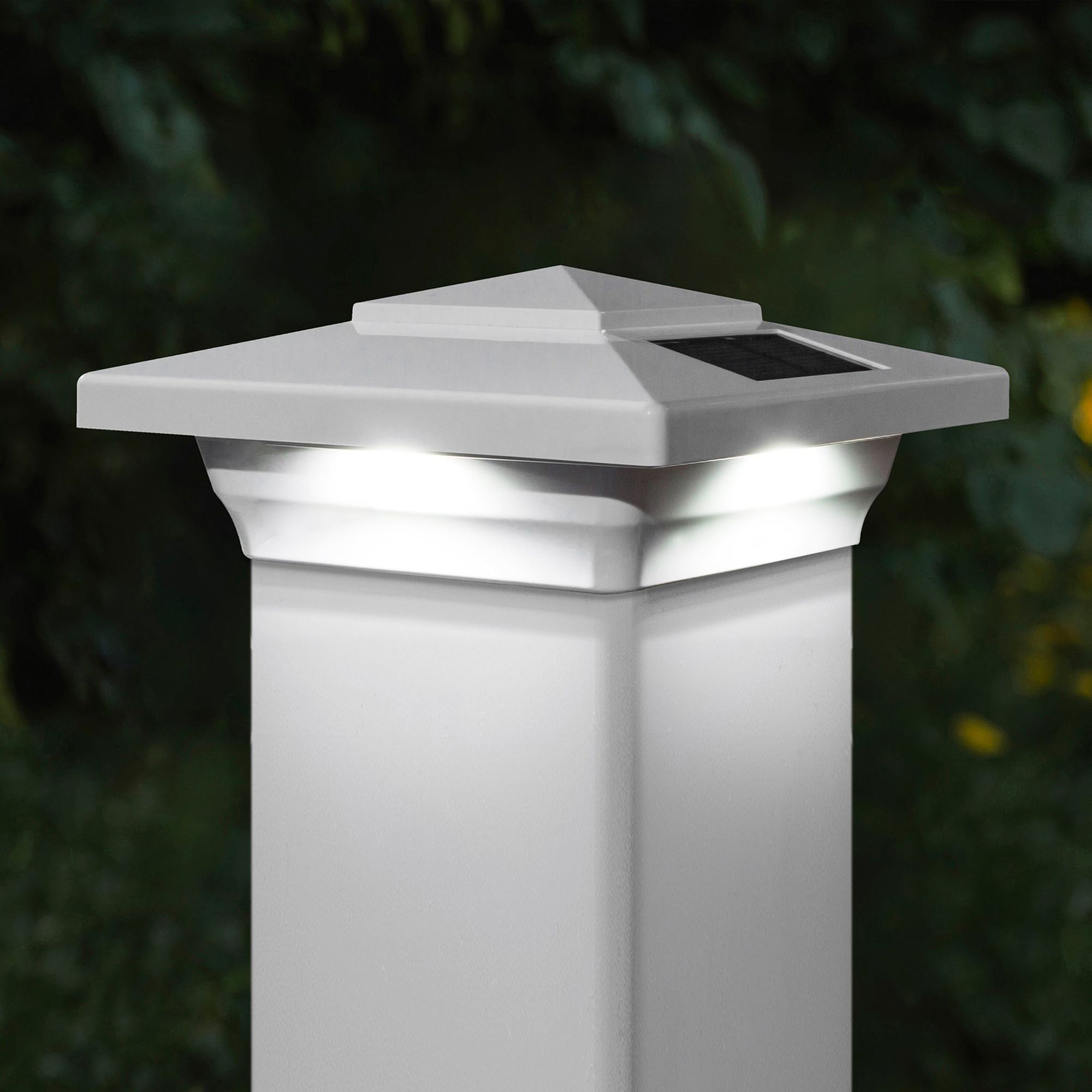 Windsor 2 3/4" High White Outdoor Solar LED Post Cap - #15A41 | Lamps Plus