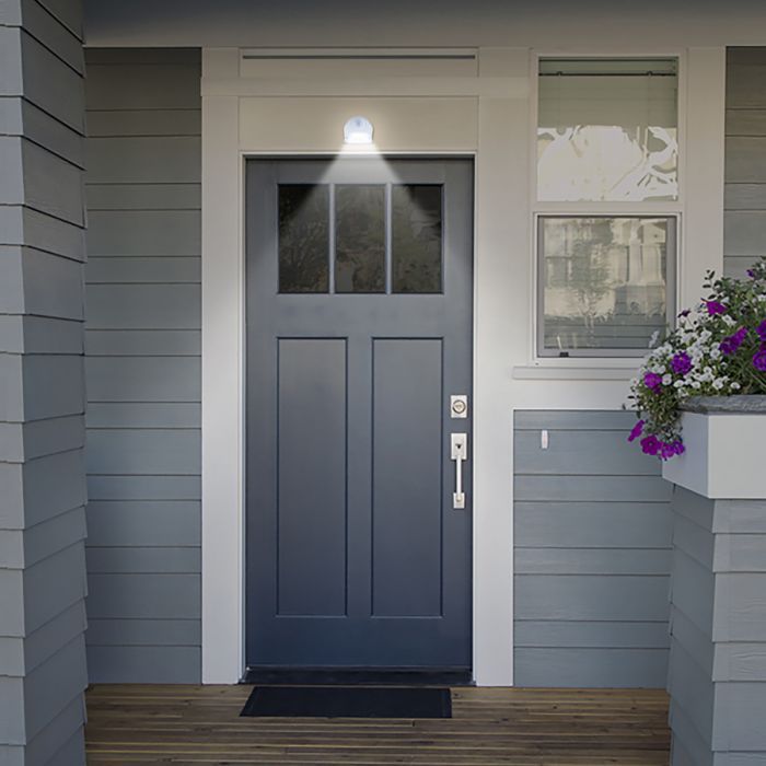 Energizer White Battery Over-the-Door LED Security Light - #82F81 ...